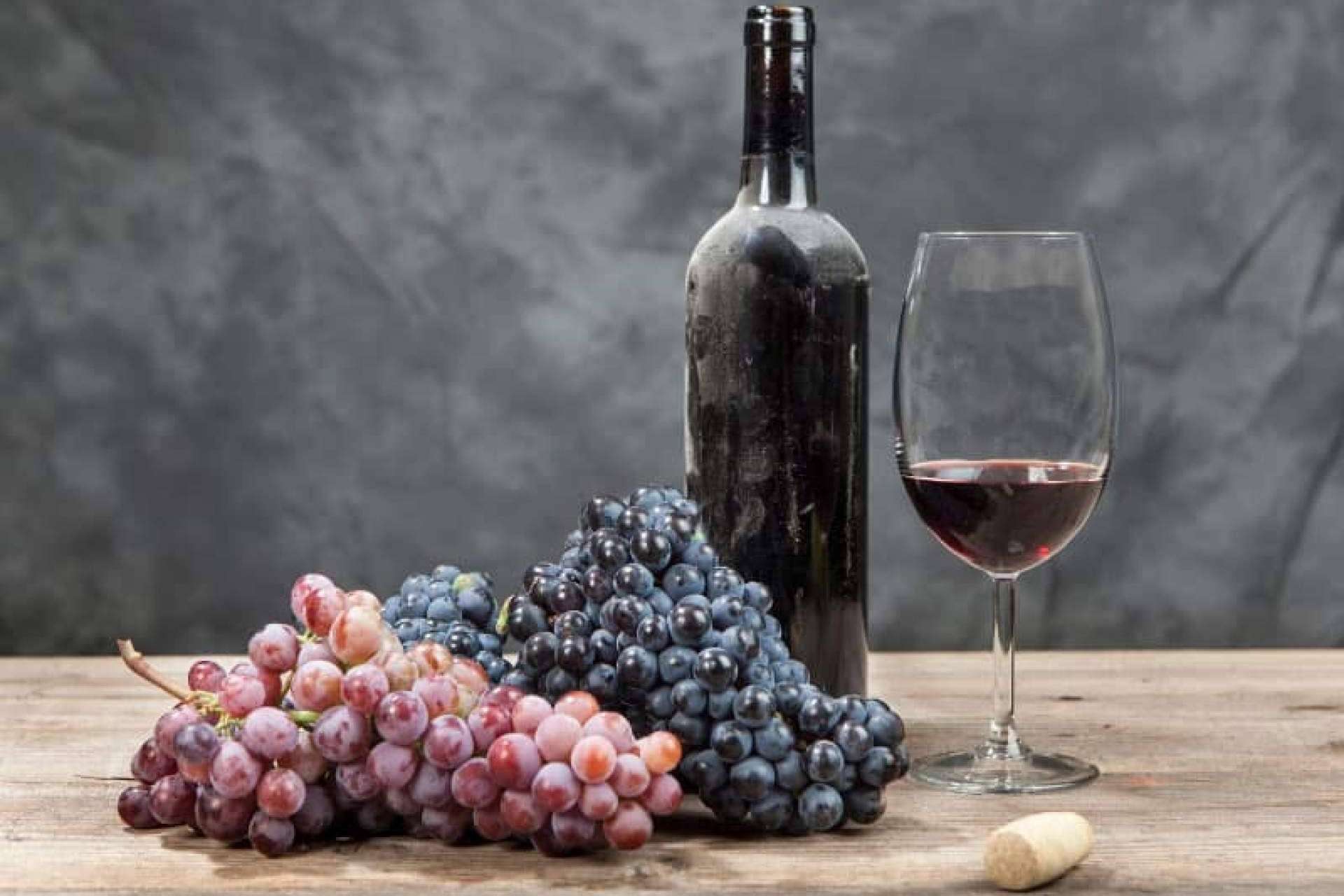 Como realçar e harmonizar os sabores do Vinho Rosé - Elo Financeiro